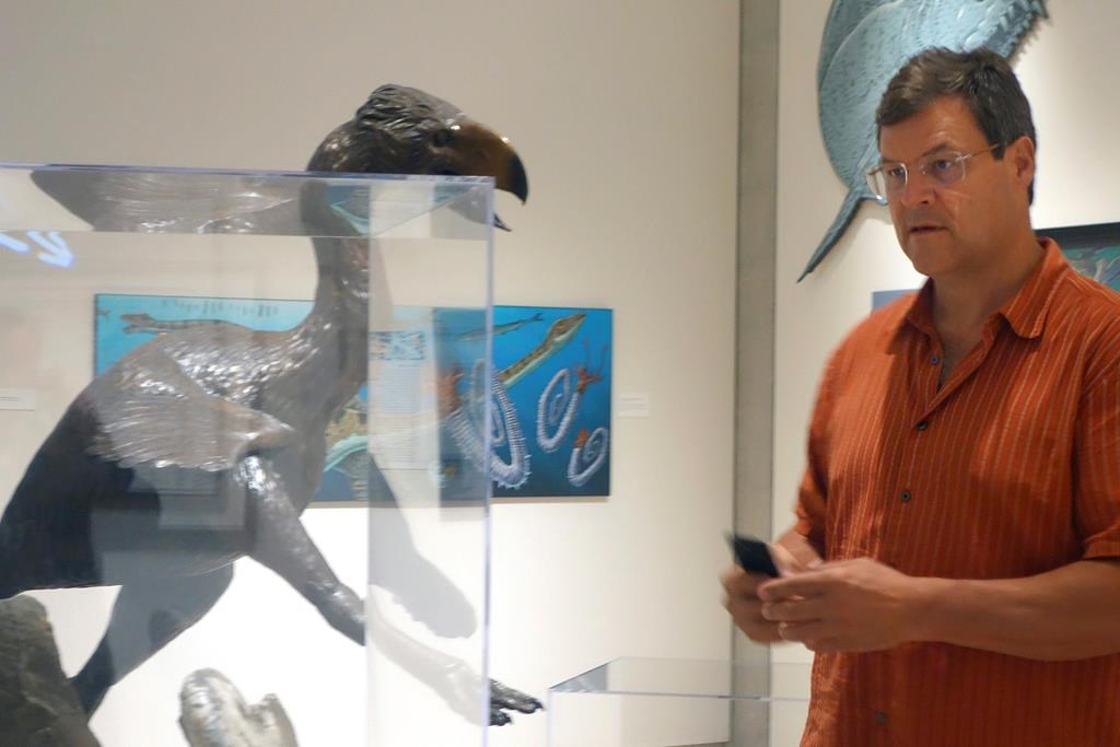 Paleontologist and artist are longtime collaborators