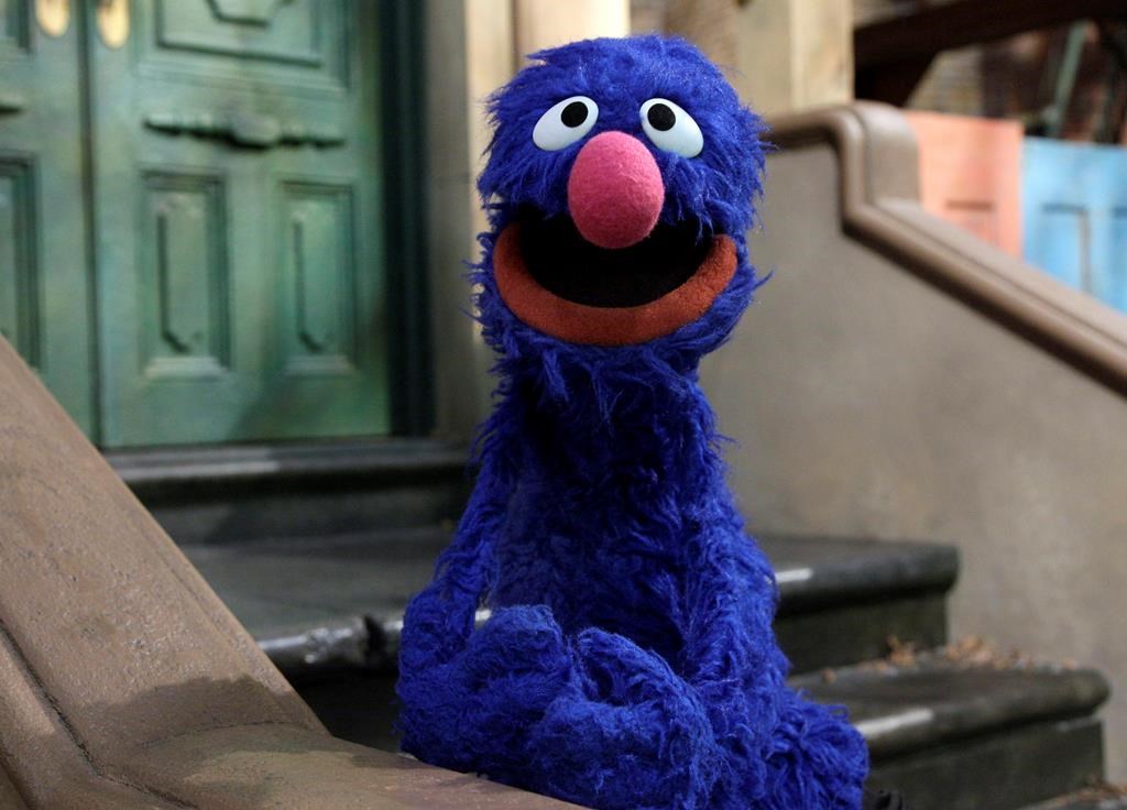 Chrissy Teigen, Kim Raver and more cheer ‘Sesame Street’