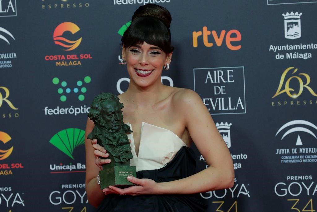 Almodóvar, Banderas triumph with “Pain and Glory” at Goyas