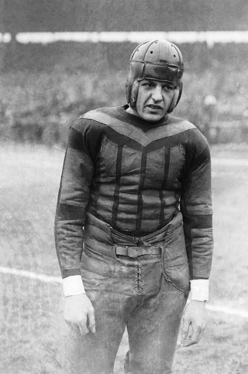 NFL At 100: From head to toe, players equipment has evolved