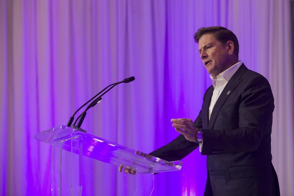 Telus CEO says $1 billion of spending, 5,000 jobs at risk if CRTC ...