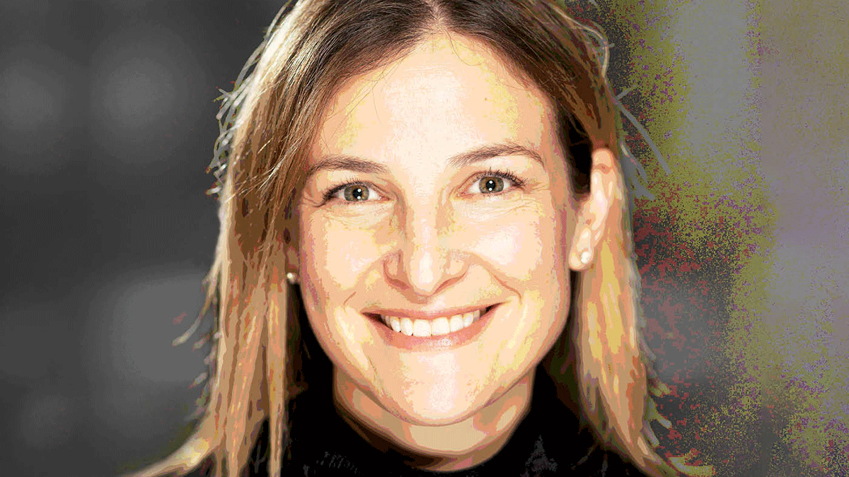 Carly Shuler, CEO and Co-founder of Hoot Reading joins The Small ...