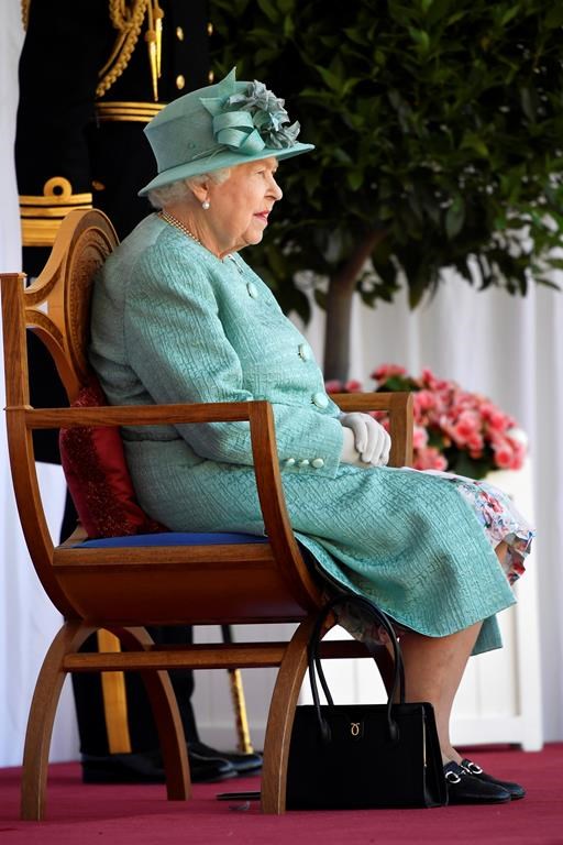 Queen Elizabeth's birthday marked with smaller ceremony
