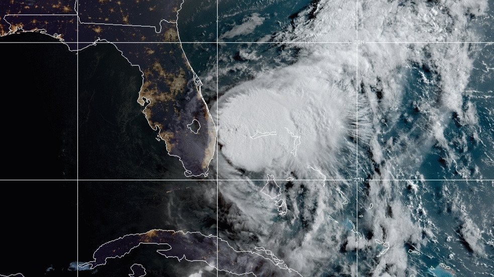 Tropical Storm Isaias makes its way through Quebec, with strong winds ...