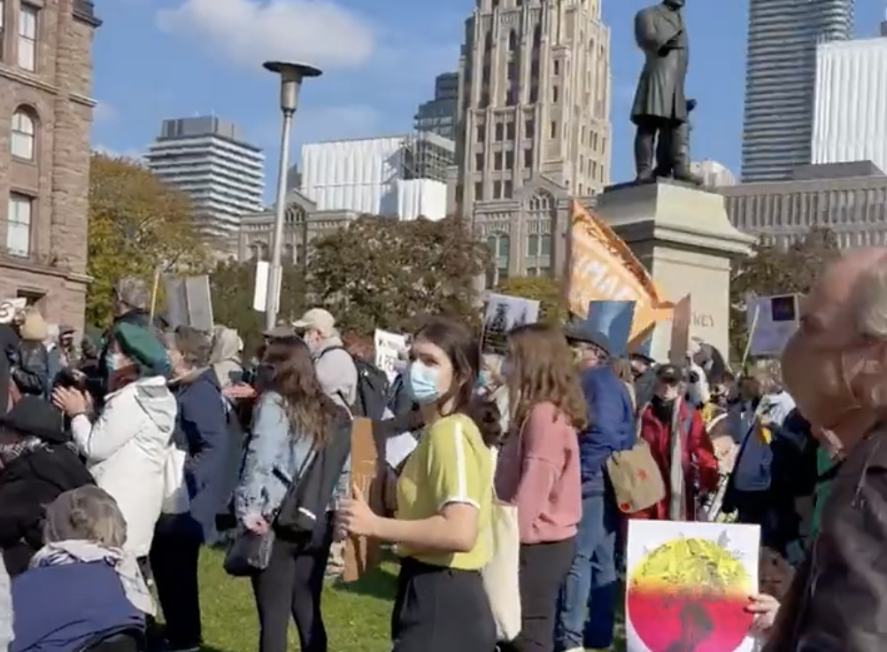 Protesters gather at Queen's Park, call for climate change action from ...