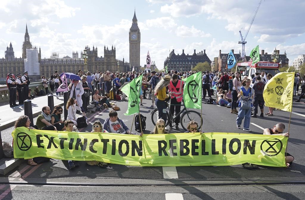 6 arrested in UK after oil tanker climate protest