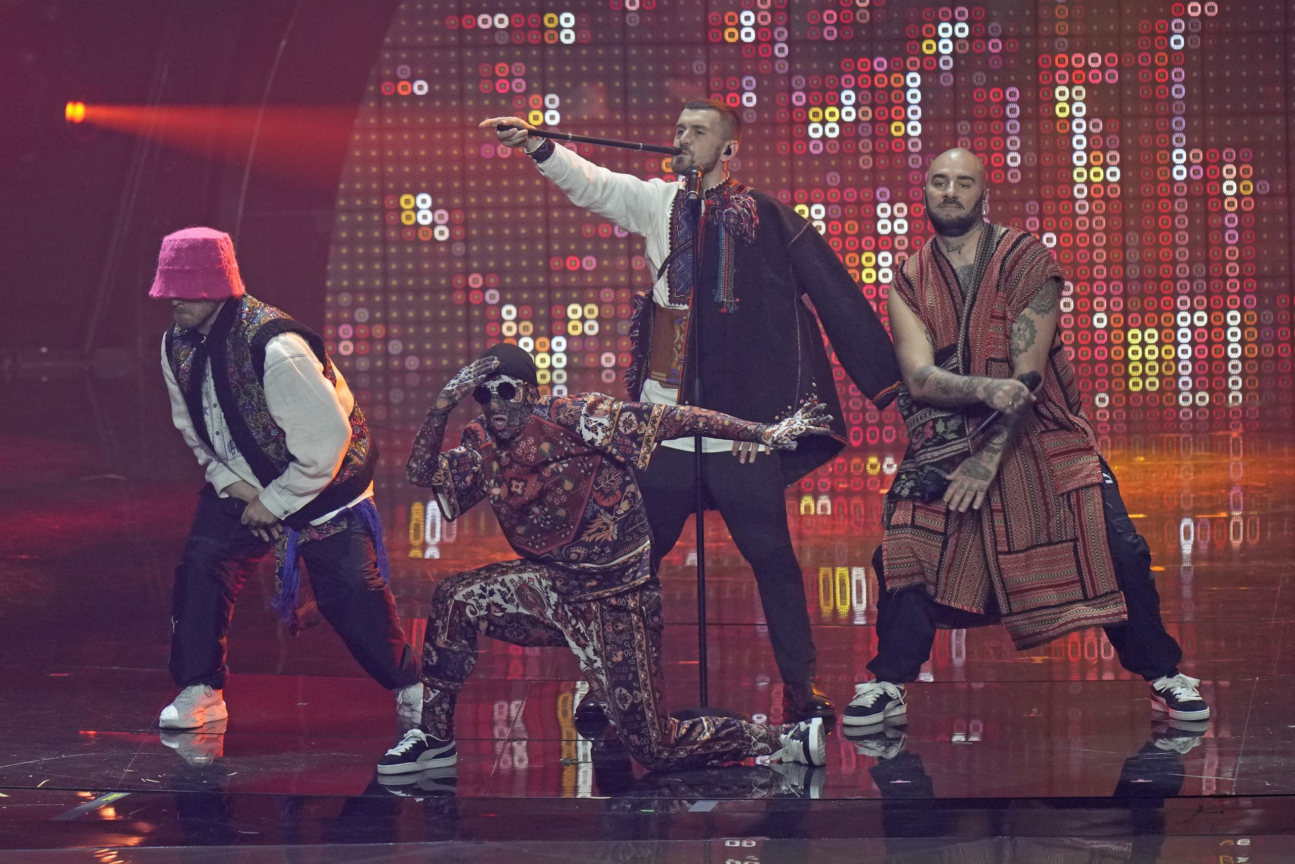 Ukrainian band Kalush Orchestra wins Eurovision amid war