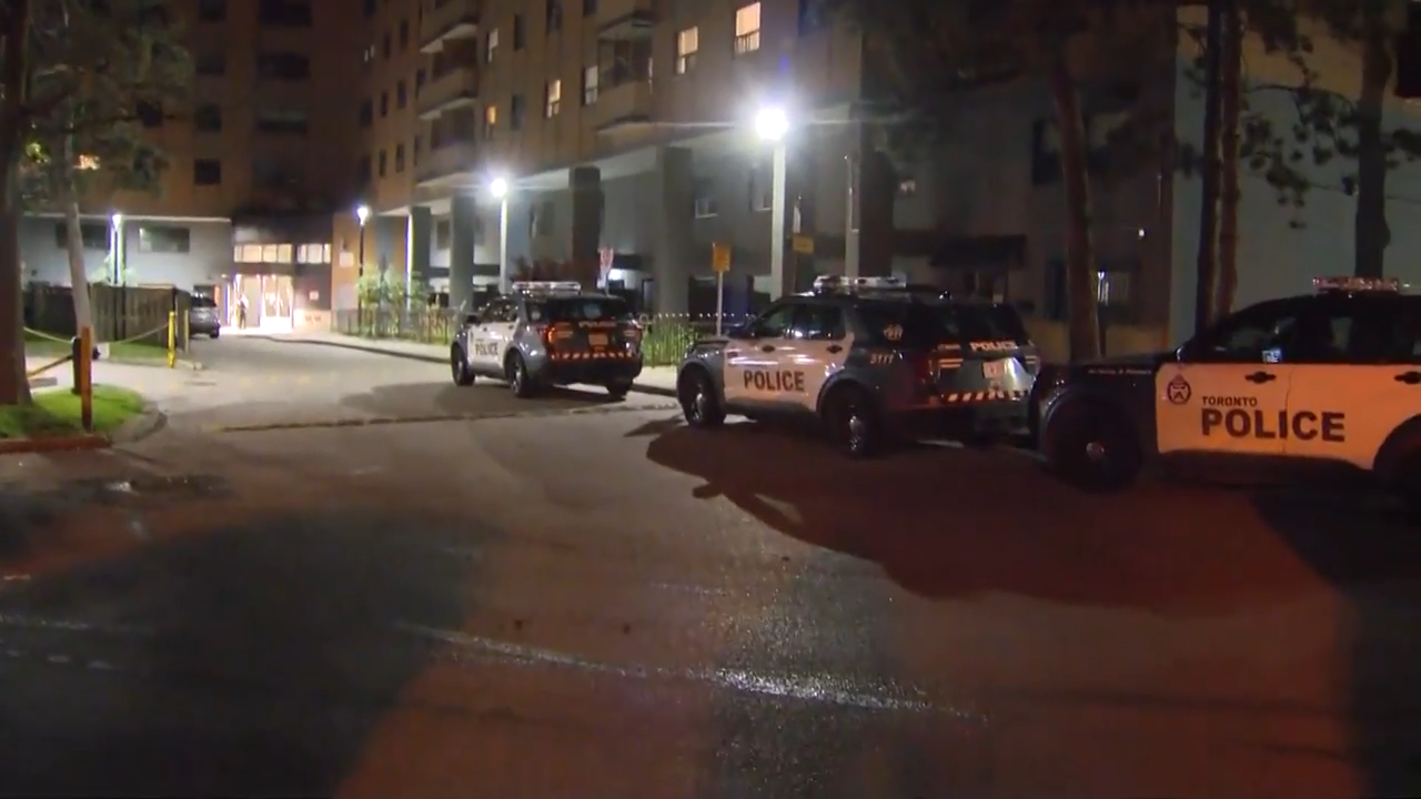 Man seriously injured after early-morning shooting in Toronto