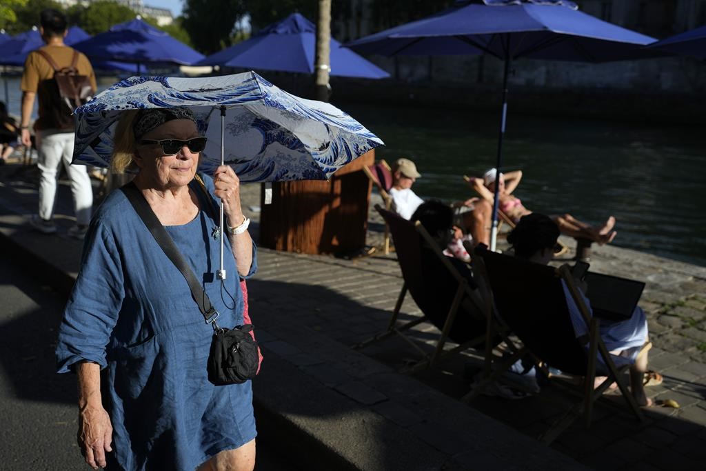 France's 2nd heat wave of the year leaves Paris sweltering