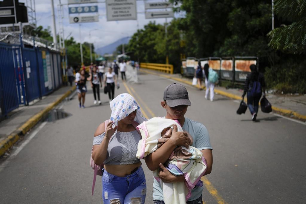 Colombia, Venezuela border to reopen to cargo traffic