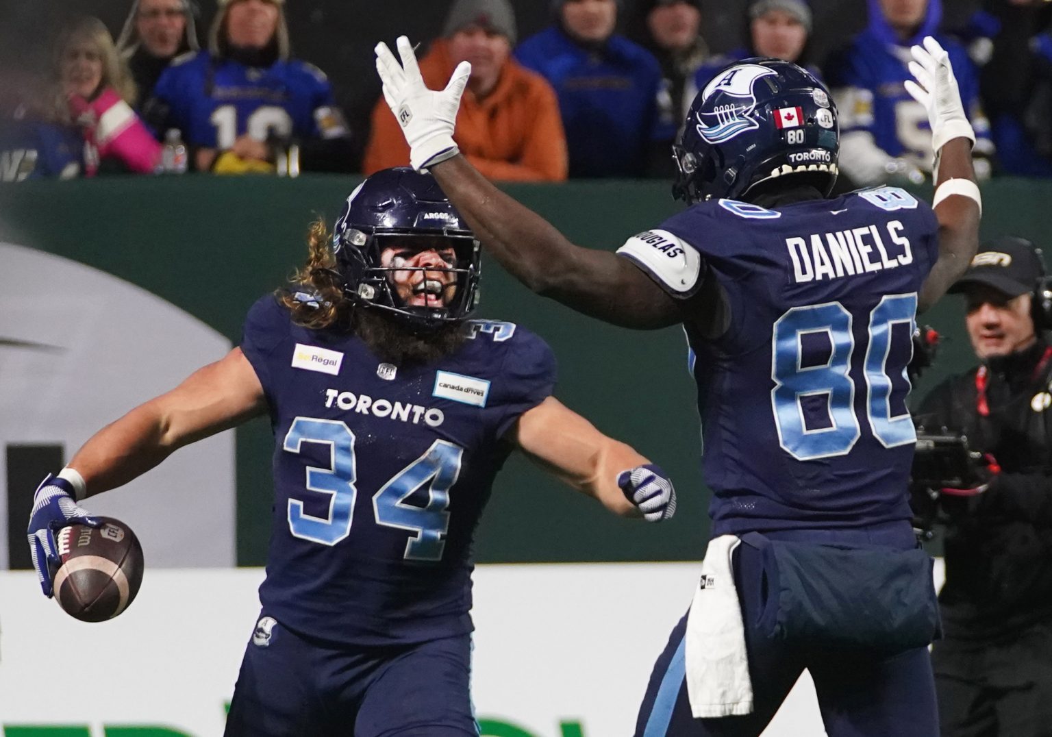 Argonauts dethrone Blue Bombers 24-23 to claim Grey Cup