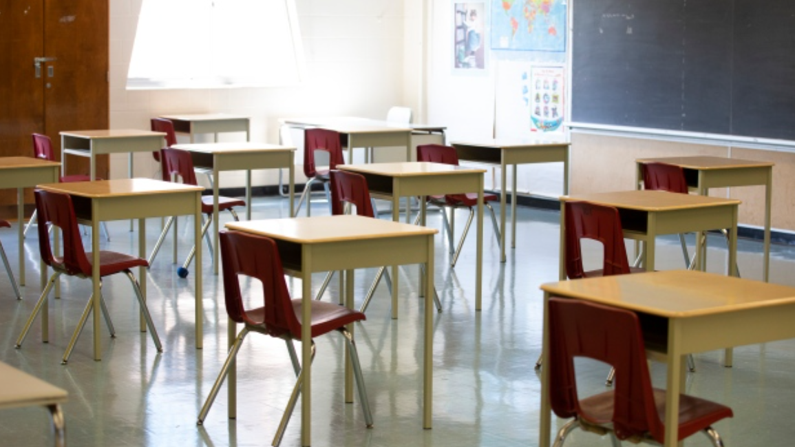 Ontario announces plan to hire 1,000 new teachers for math and literacy