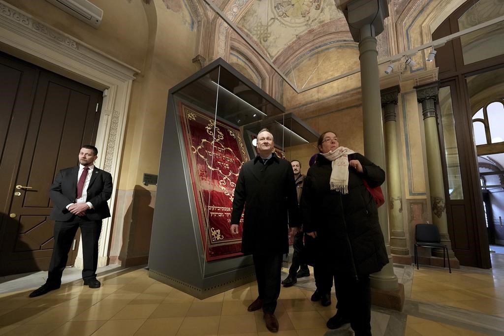 Emhoff visits synagogue, Holocaust memorial in Berlin
