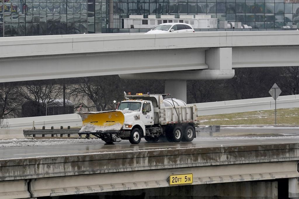 US winter storm causes 3rd day of dangerous, icy conditions