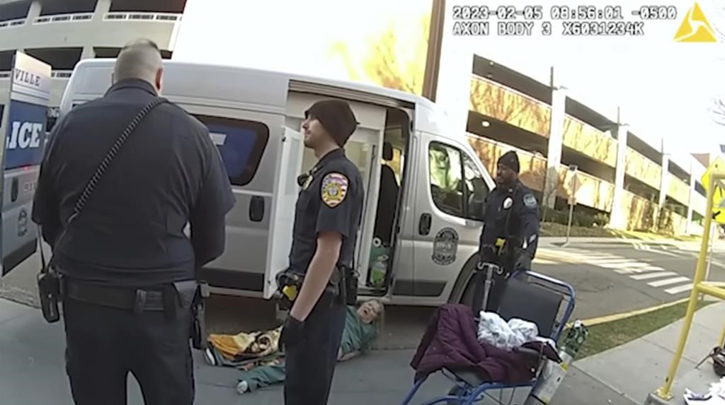 Tennessee officers' conduct probed in woman's death