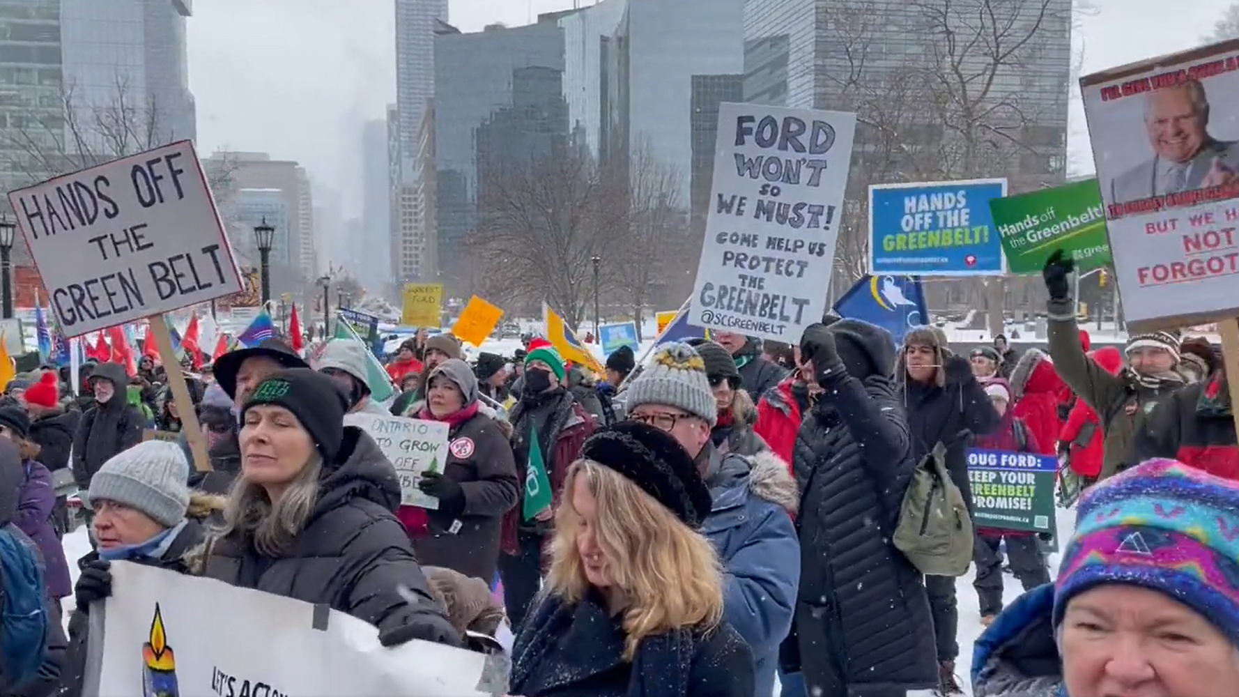 'Welcome Back Doug Ford Party' draws hundreds to Queen's Park