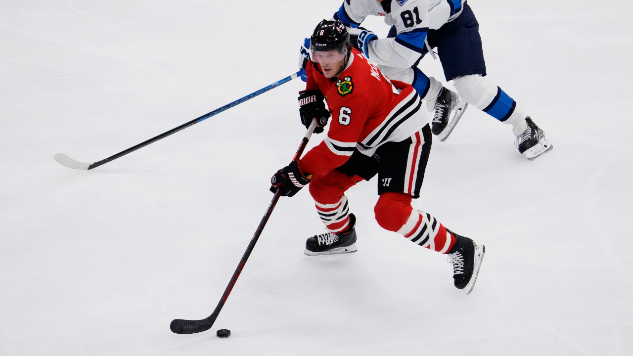 Maple Leafs acquire Jake McCabe, Sam Lafferty from Blackhawks