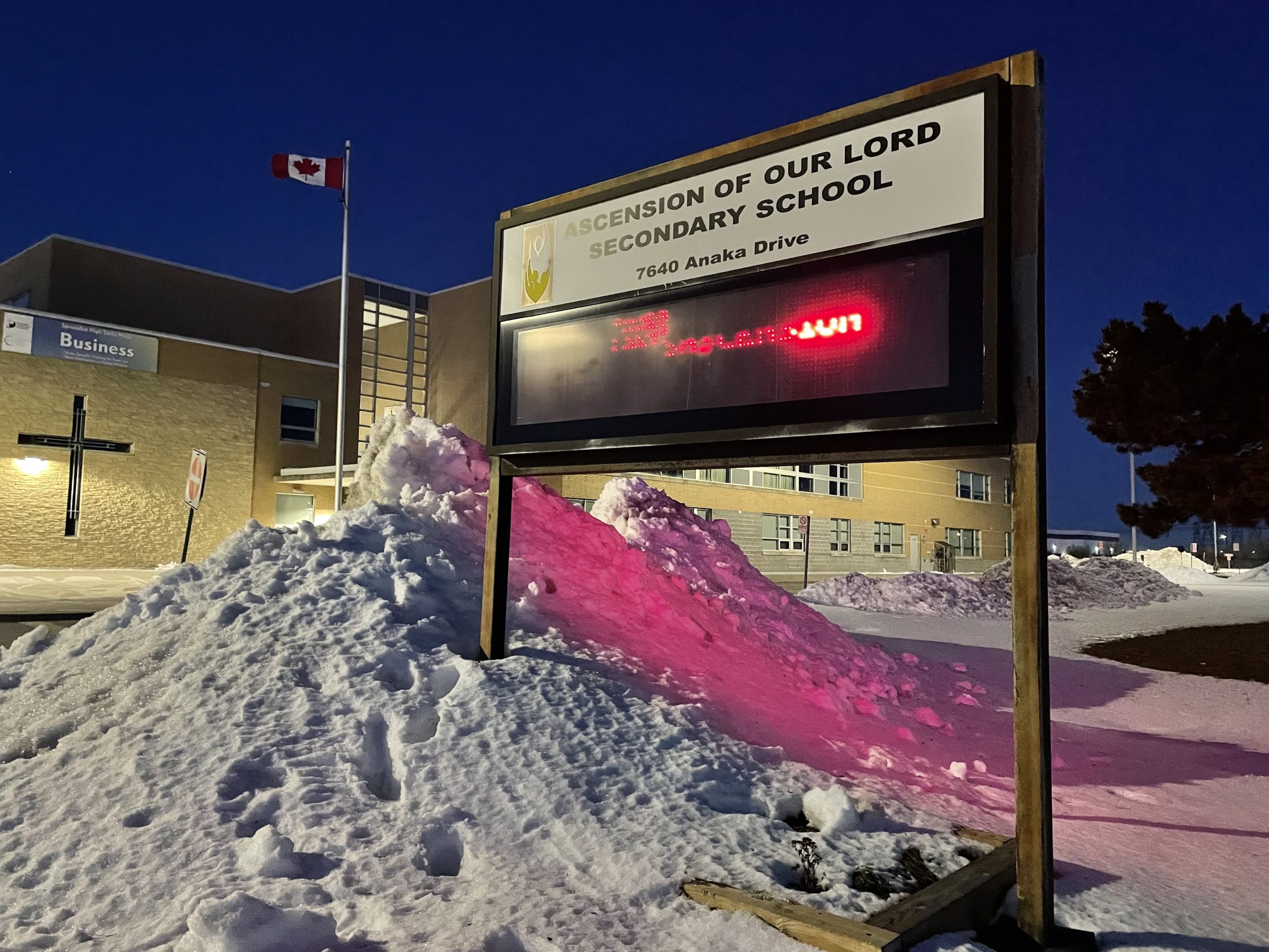 Police investigating online threats targeting Mississauga, Brampton ...