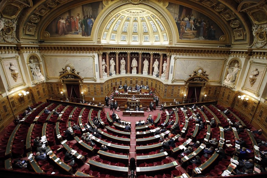 Senators debate raising retirement age in France to 64