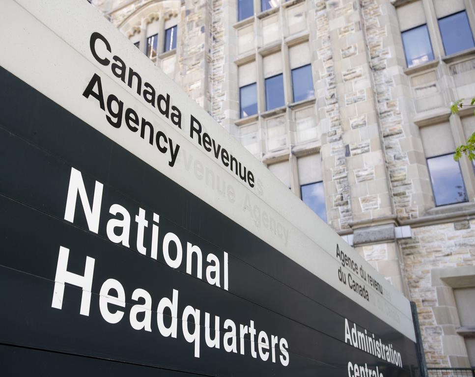 In The News for March 30 : Automatic tax filing on the way for Canadians
