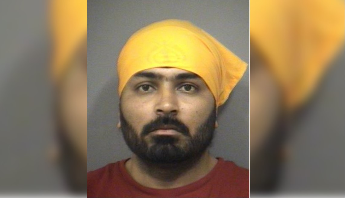 Canada-wide warrant issued for man in woman's murder at Mississauga gas ...
