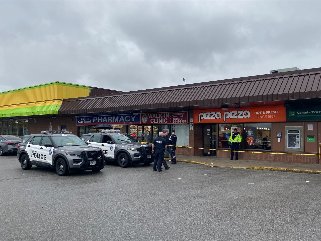Police seek 2 suspects after shooting at Martin Grove and Finch
