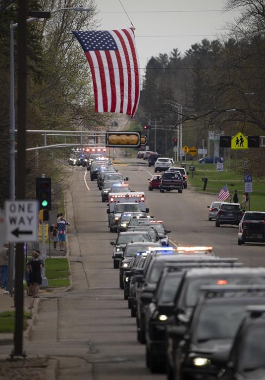 Authorities: DUI suspect shoots Wisconsin deputy then self