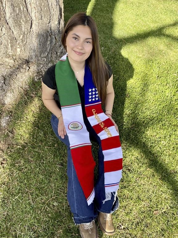 Student sues to wear Mexican and American flag sash at high school ...