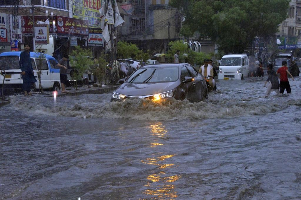Landslides block key roads in northern Pakistan, as the death toll from ...