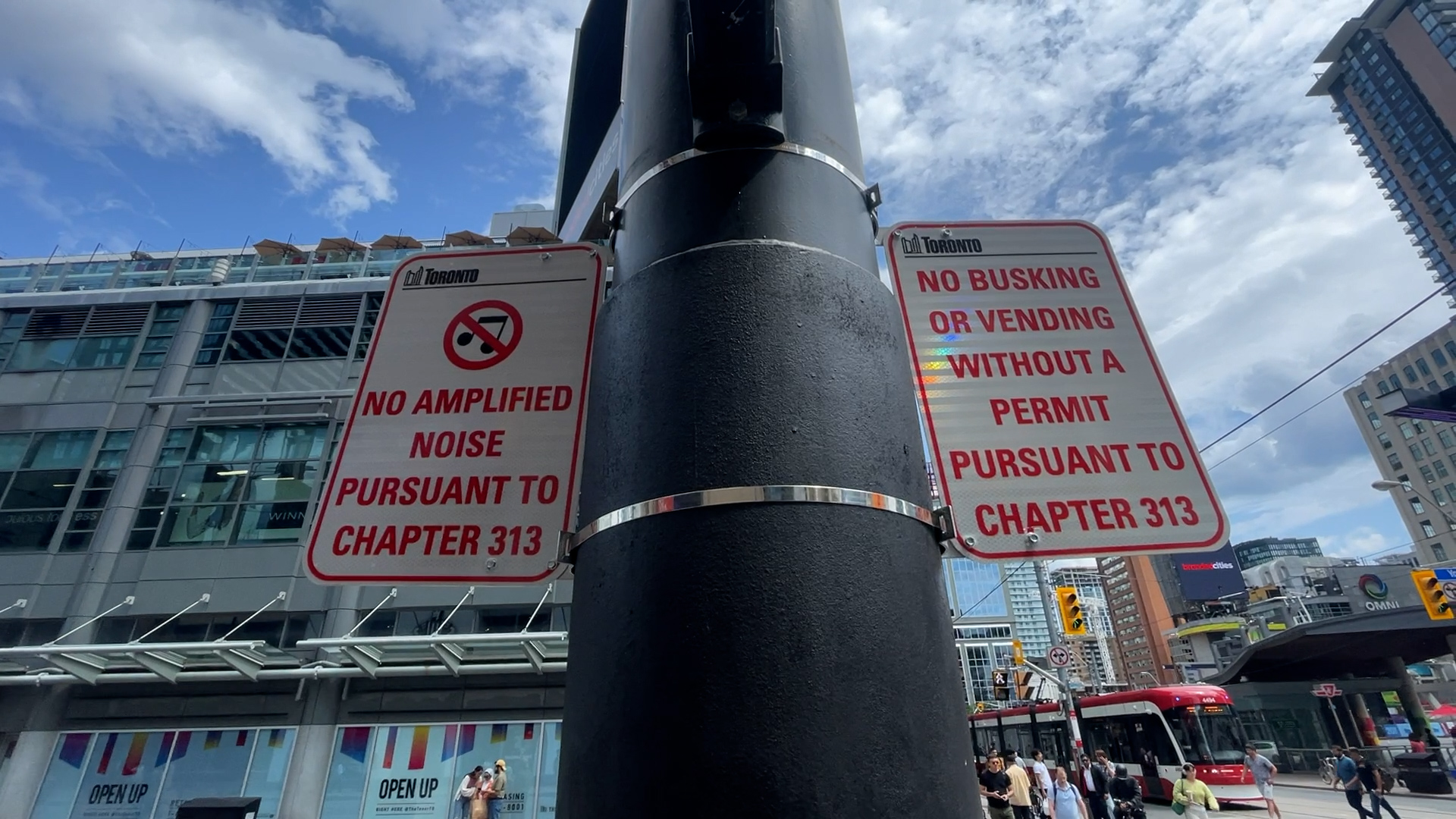 Toronto installs signs warning against busking/vending in Yonge-Dundas ...