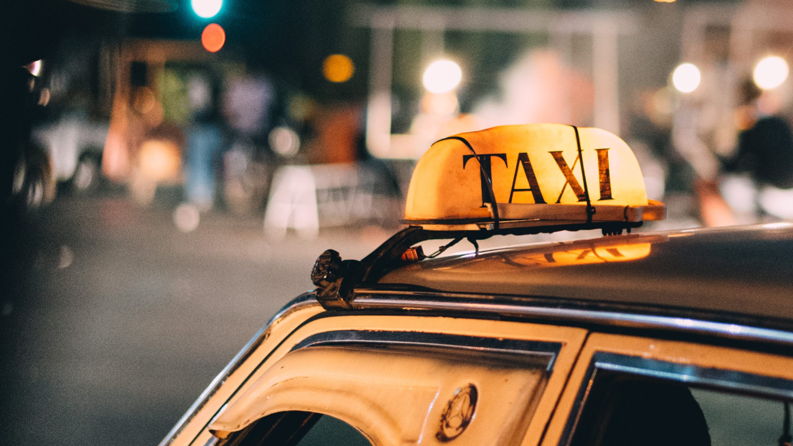 Toronto police warn public of 'evolving taxi scam' where suspects steal ...