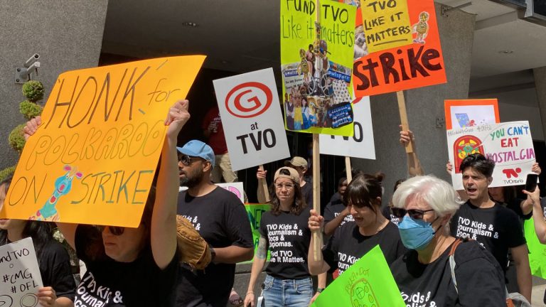 TVO workers rally ahead of possible strike Friday