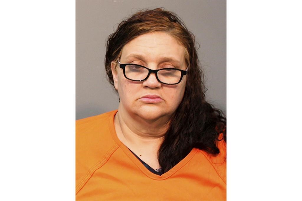 Mom gets life for stabbing newborn and throwing the baby in a river in ...
