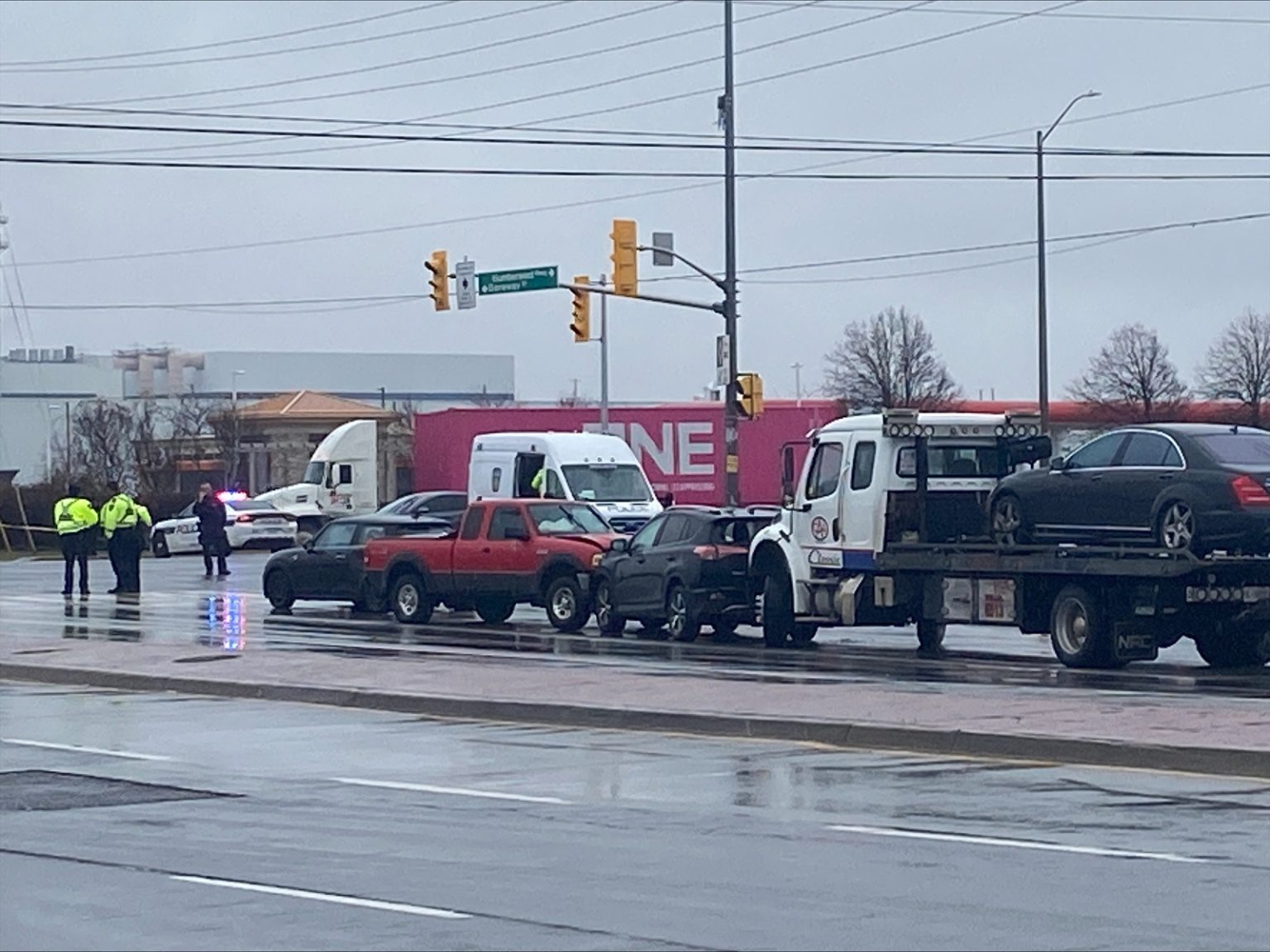 At least 4 injured in multi-vehicle crash in Brampton