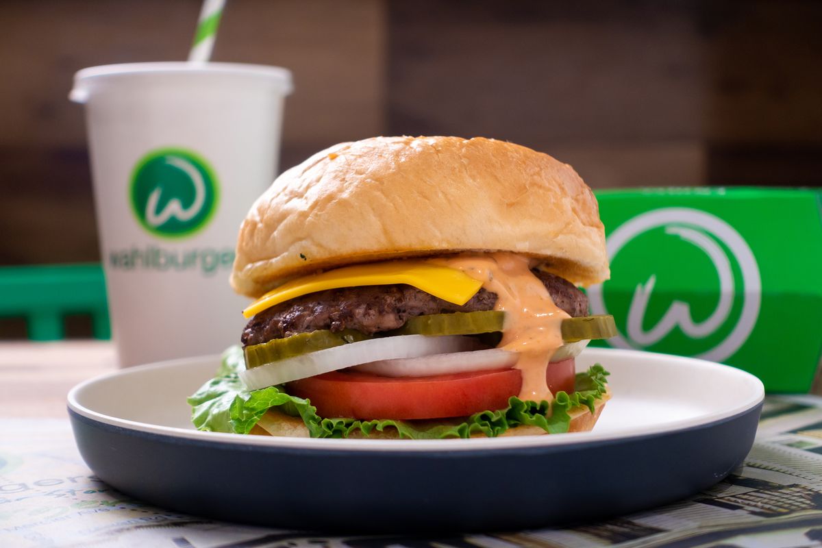Wahlburgers Toronto to close after nearly a decade