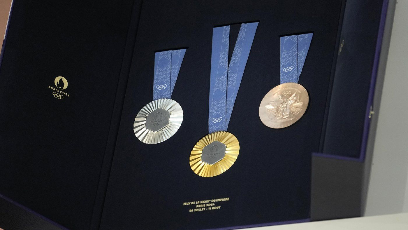 The Paris Olympics medals are made with pieces of the Eiffel Tower