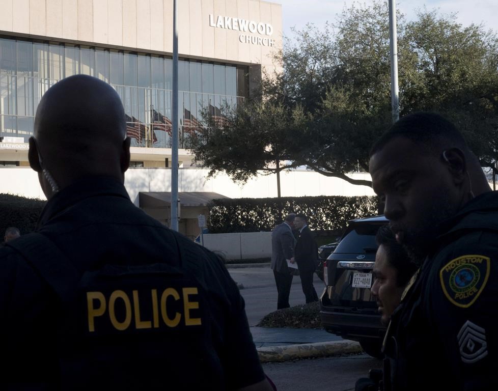 Shooter entered Texas megachurch with young son and used AR-style rifle ...
