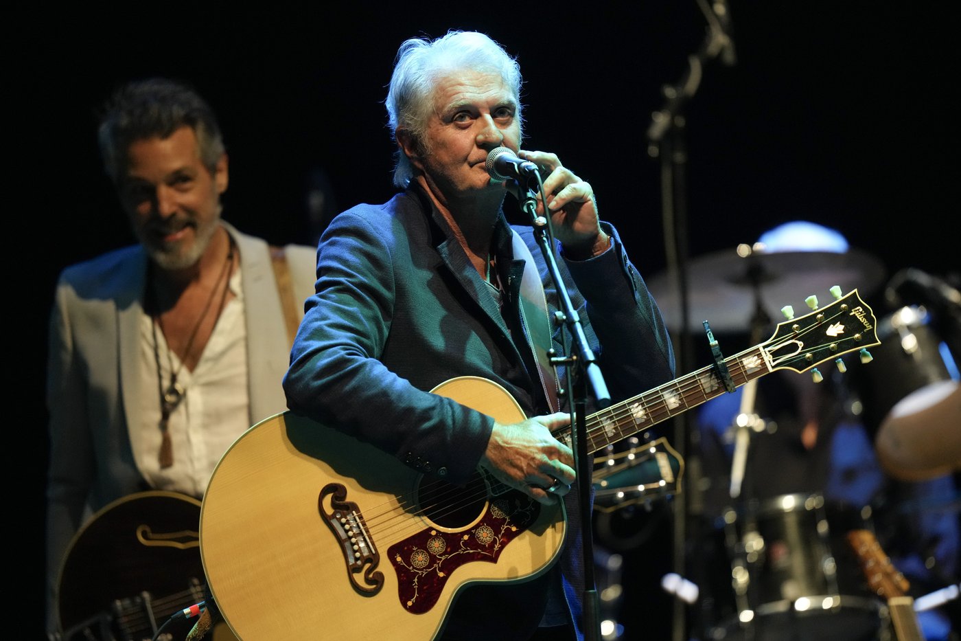 Sarah McLachlan and Tom Cochrane among Canadian Songwriters Hall of ...