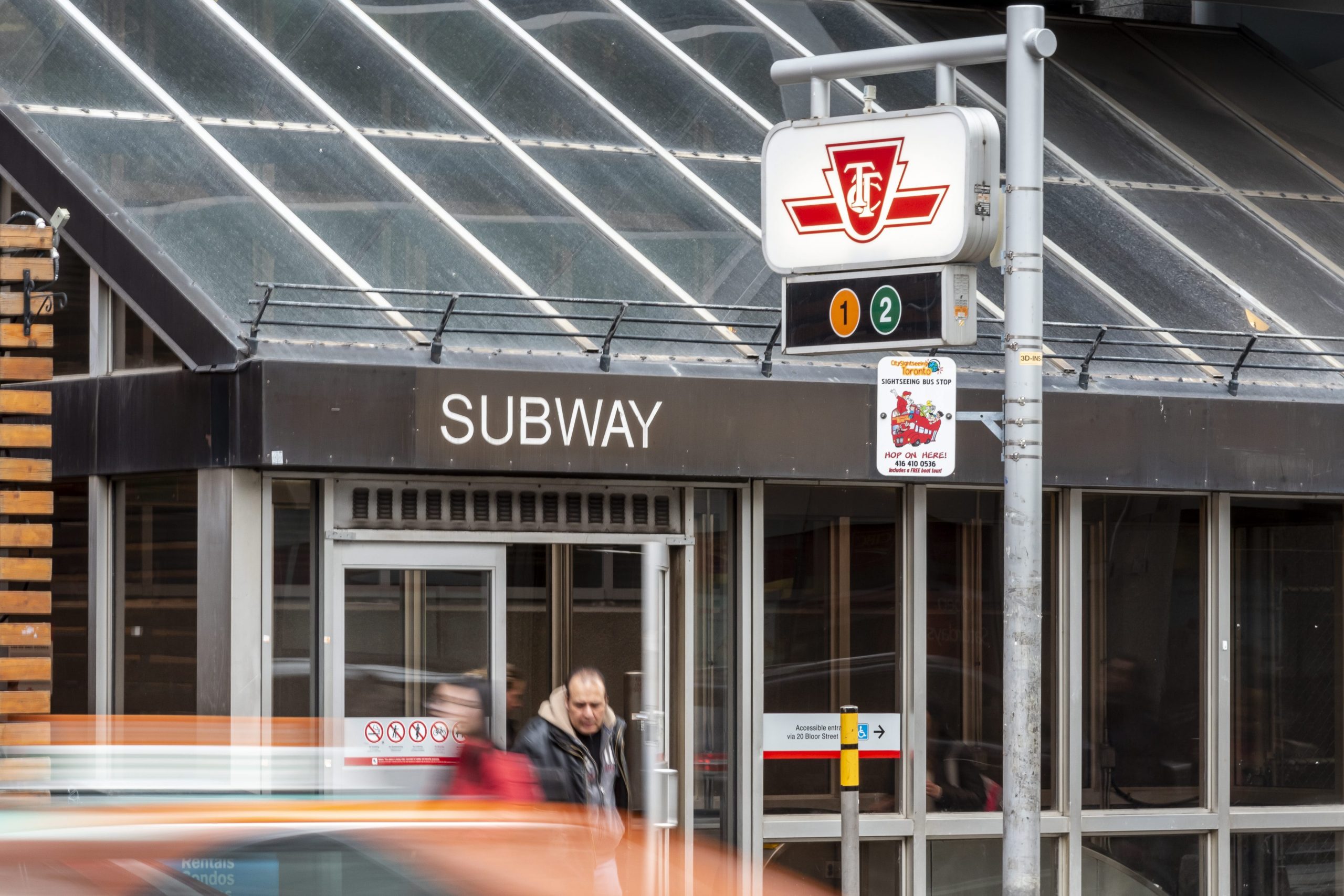 Union representing 12,000 Toronto transit workers to go on strike ...