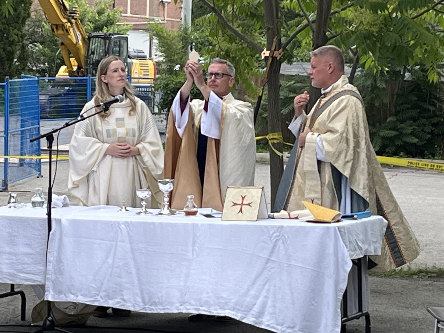 St. Anne's Anglican Church holds first Sunday service since fire