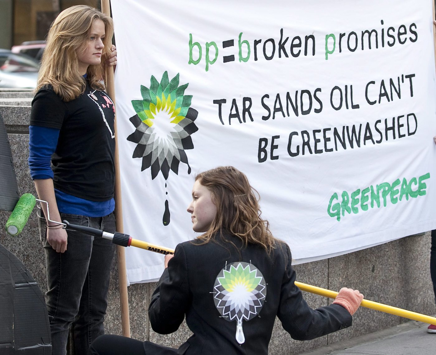 Oil and gas industry making risky play in response to greenwashing law ...