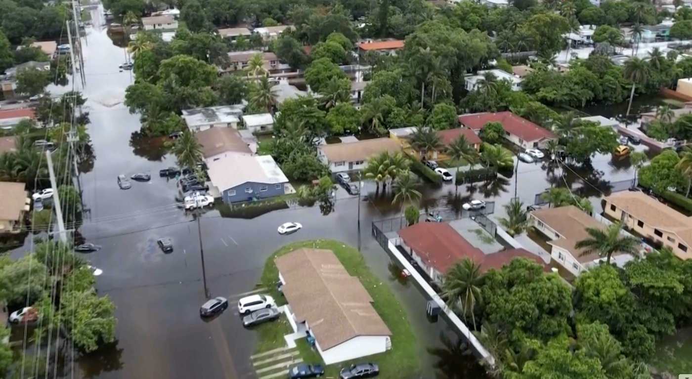 Tropical rainstorms in South Florida lead to flight delays and streets ...