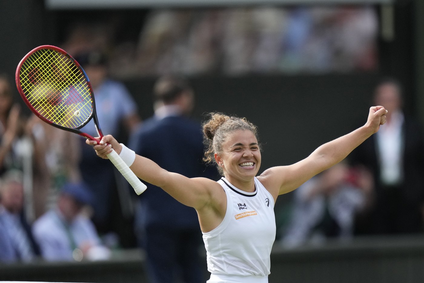 Jasmine Paolini wins Wimbledon's longest women's semifinal and faces ...