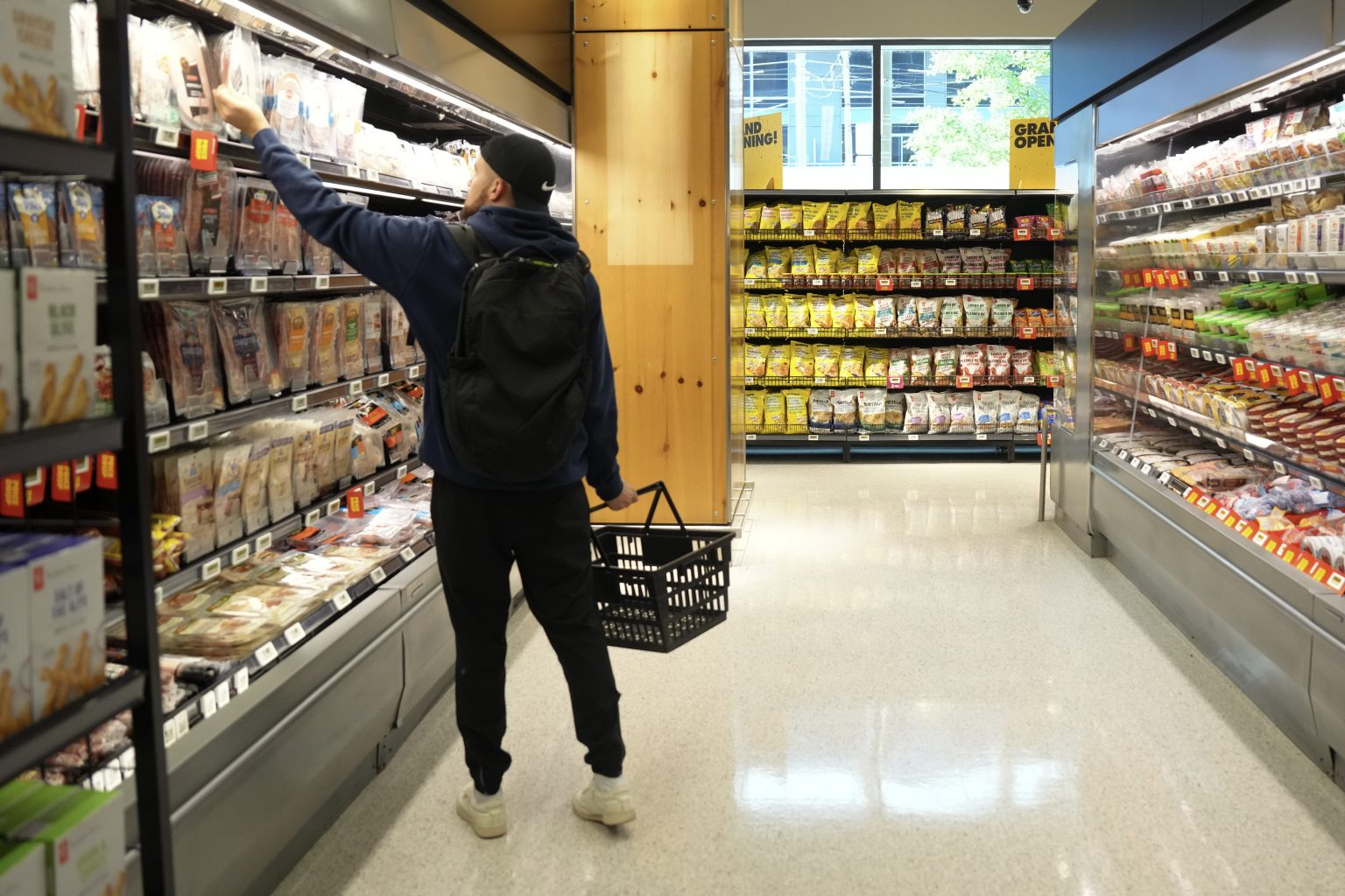 Here's how much the average Canadian family of 4 will have to spend on ...