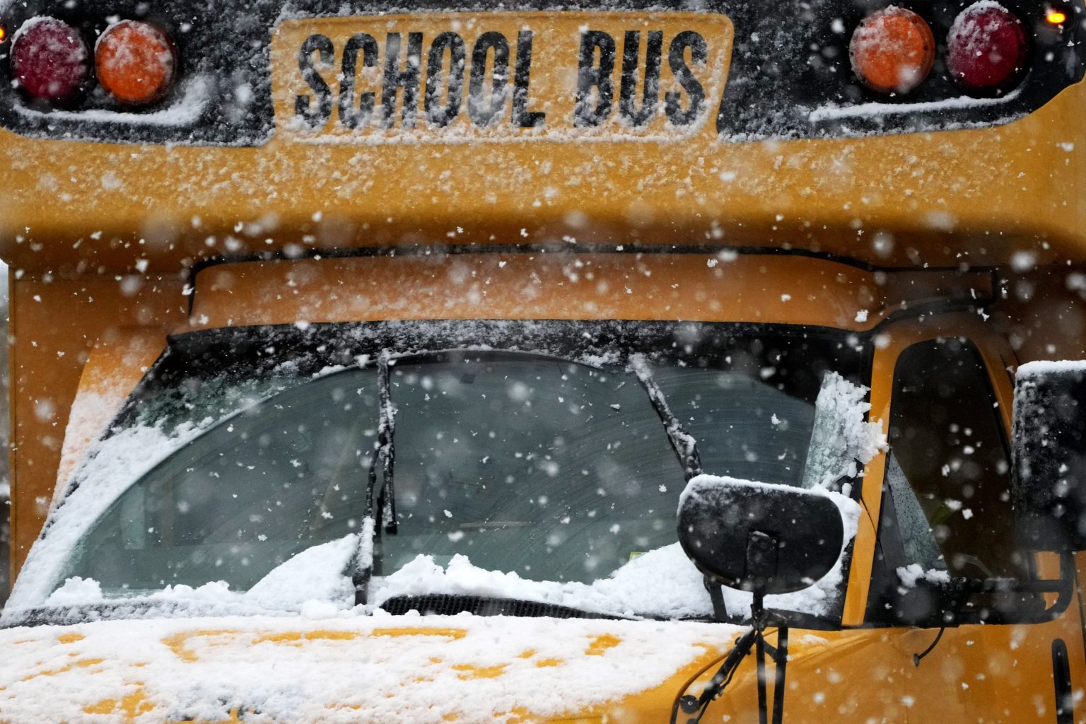 Cancellations and closures in Toronto, GTA as winter snow storm hits ...