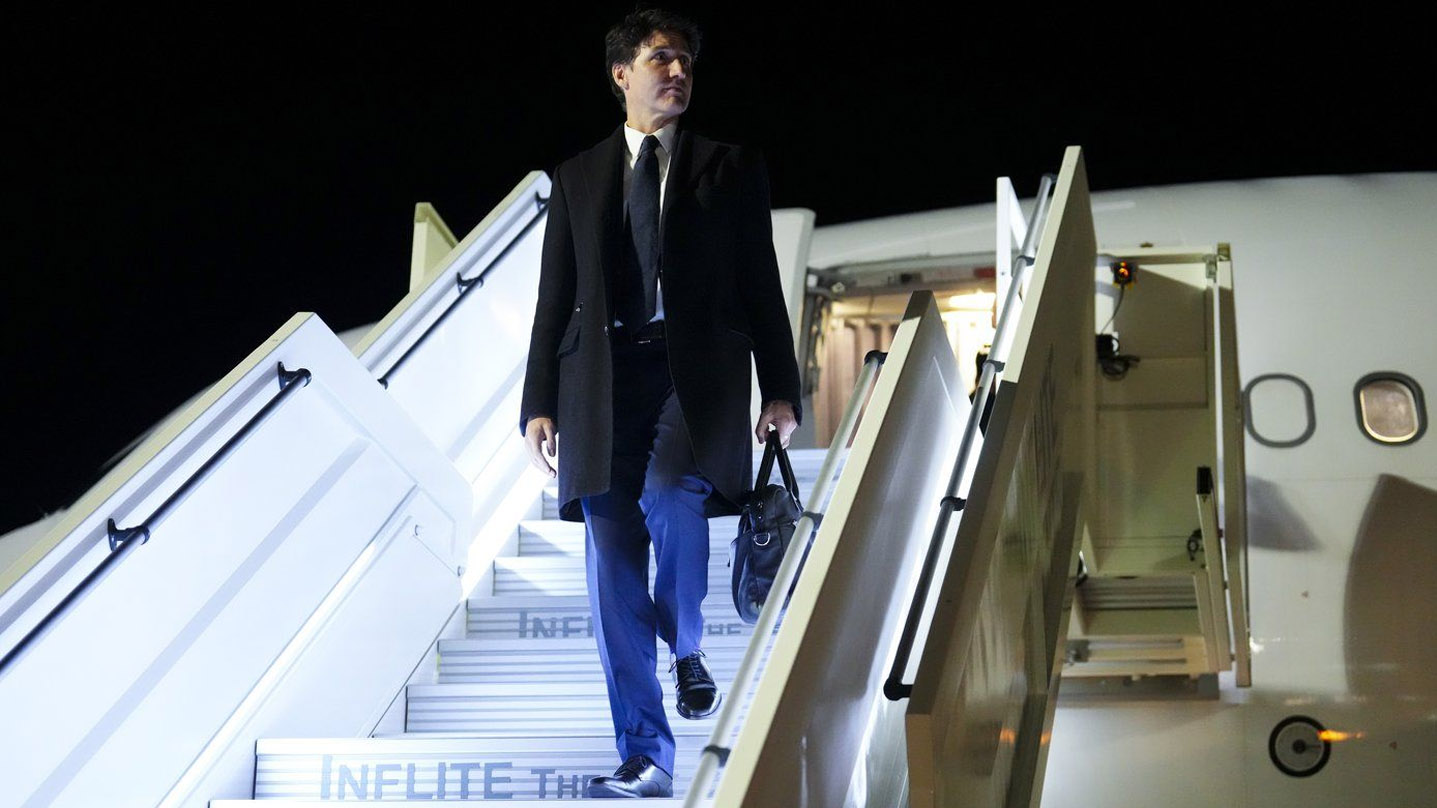 Trudeau off to security summit in London, seeking peace in Ukraine