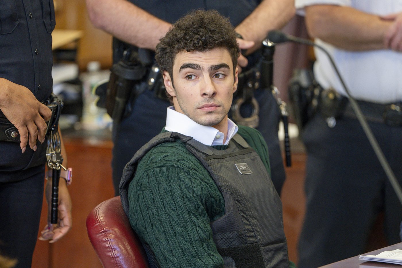 Federal prosecutors to seek death penalty for Luigi Mangione in ...