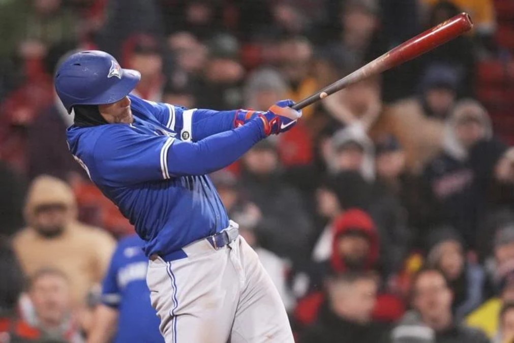 Springer collects 4 hits and 3 RBIs as Blue Jays beat Red Sox