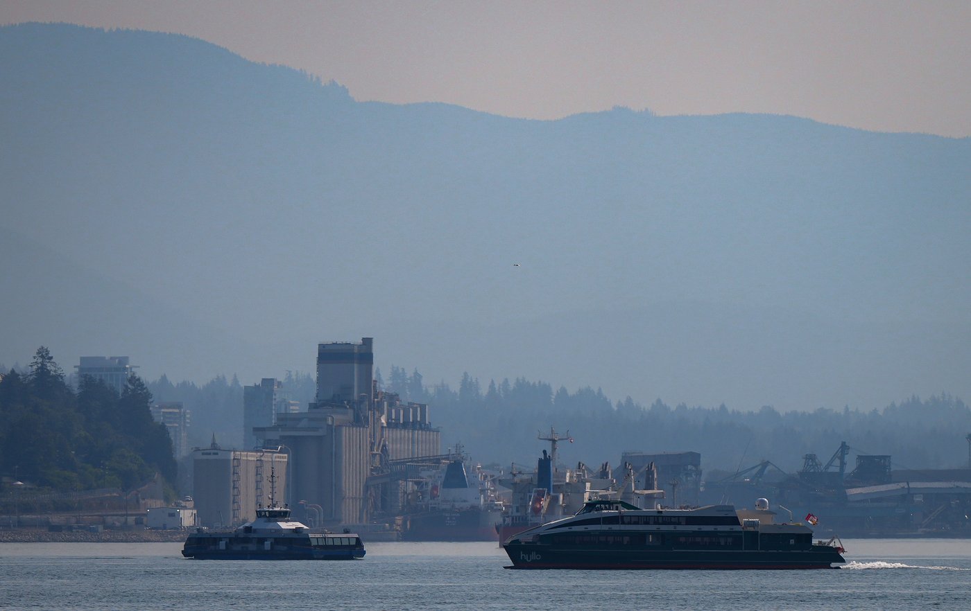 B.C., federal government support dredging Vancouver's Burrard Inlet ...