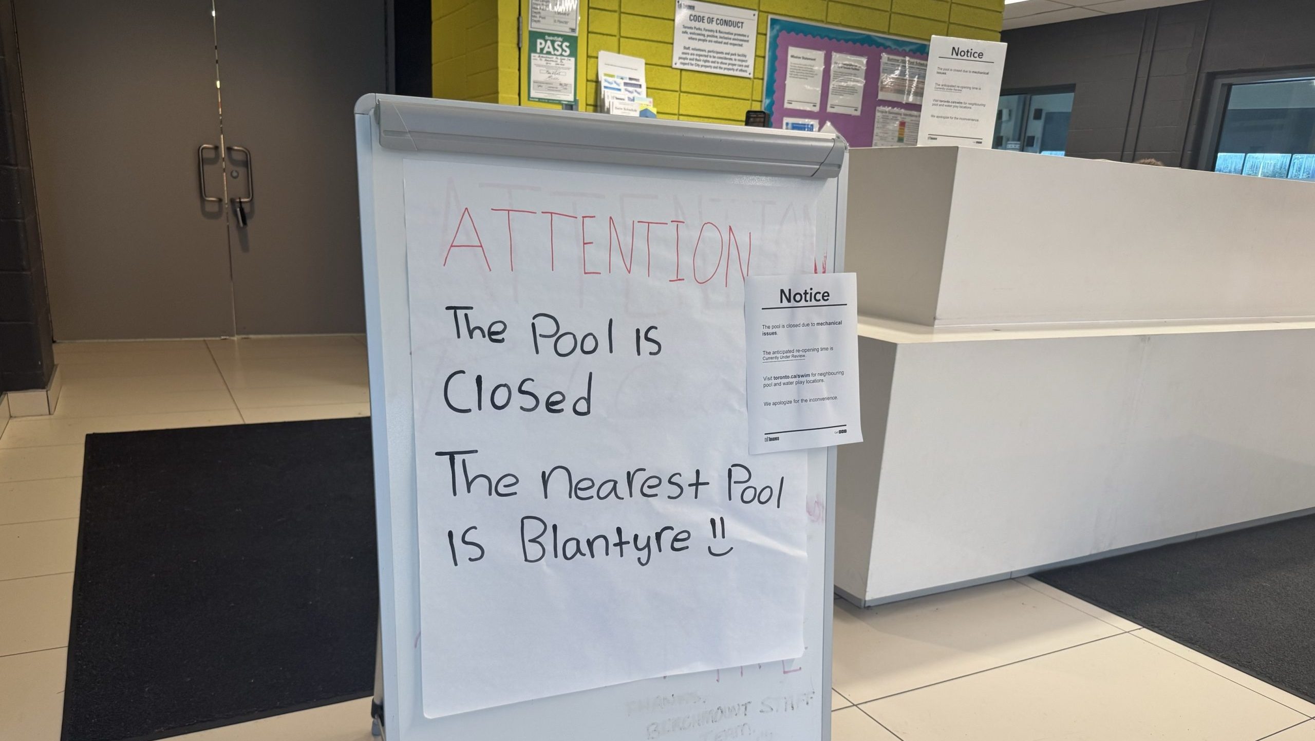 Union blames City for 2 recent heat-related indoor pool closures in Toronto